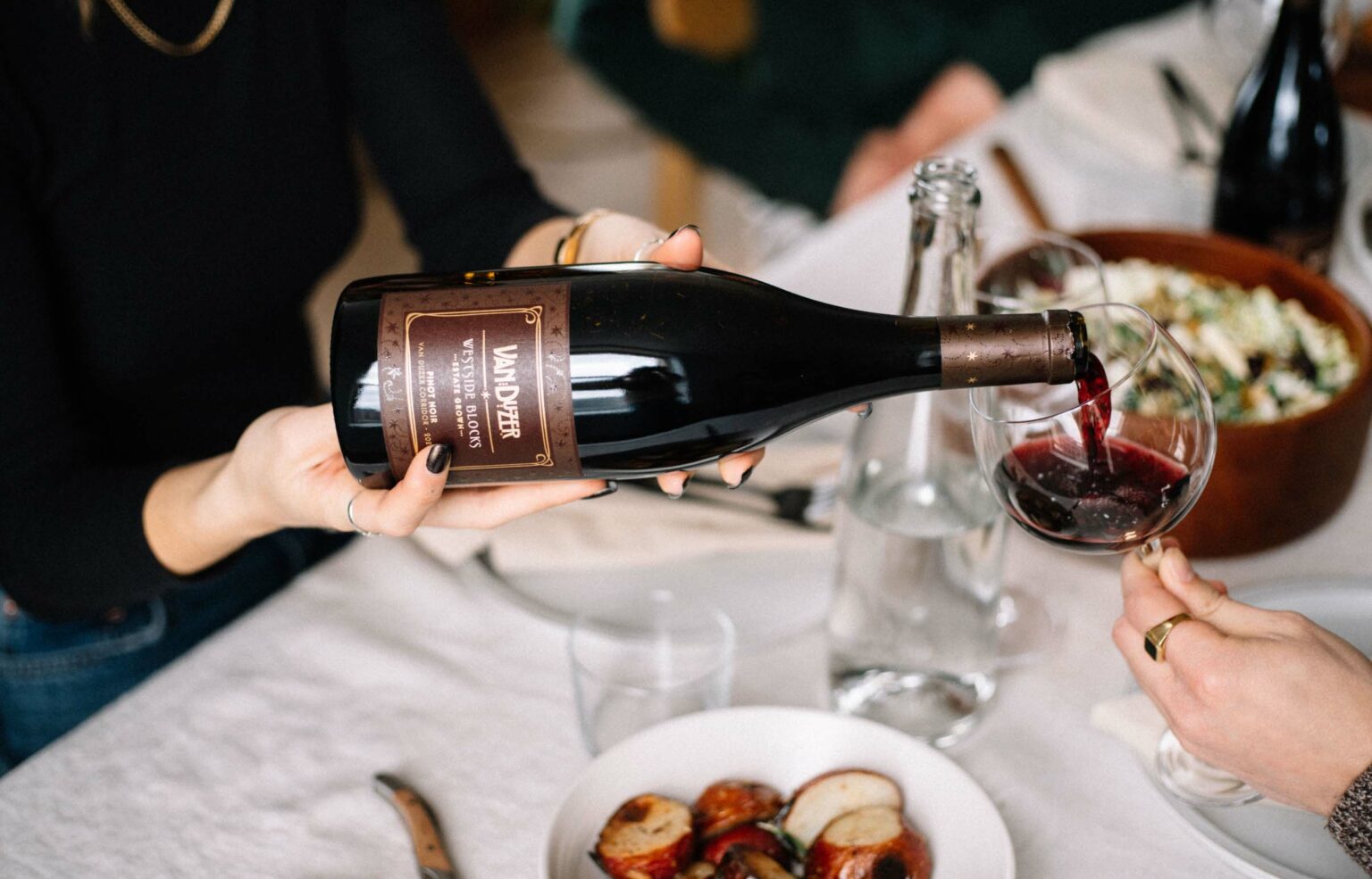 Visit - Van Duzer Vineyards